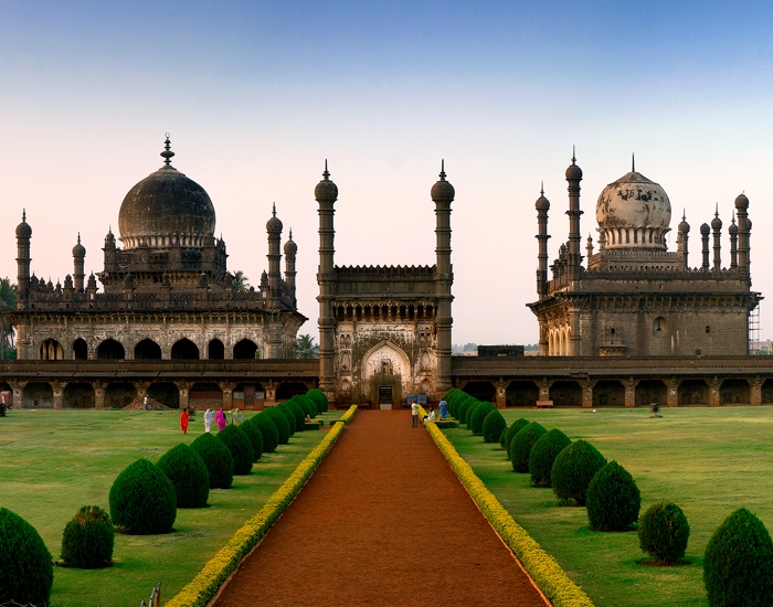 Ibrahim Rouza, Bijapur - MAP Academy